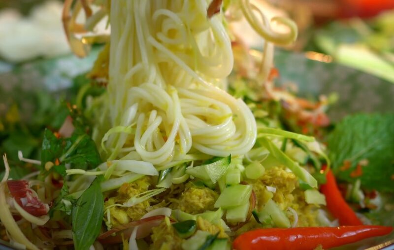 Nom Banh Chok (Khmer Noodles): The Dish Every Visitor Must Try - Nary ...